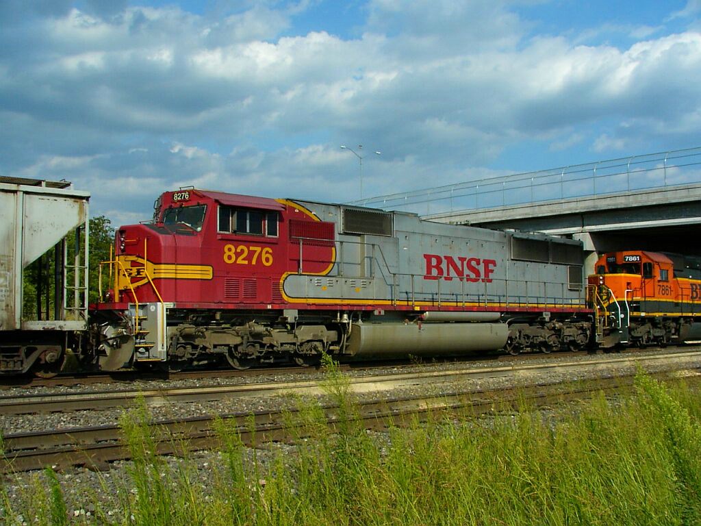 BNSF 8276